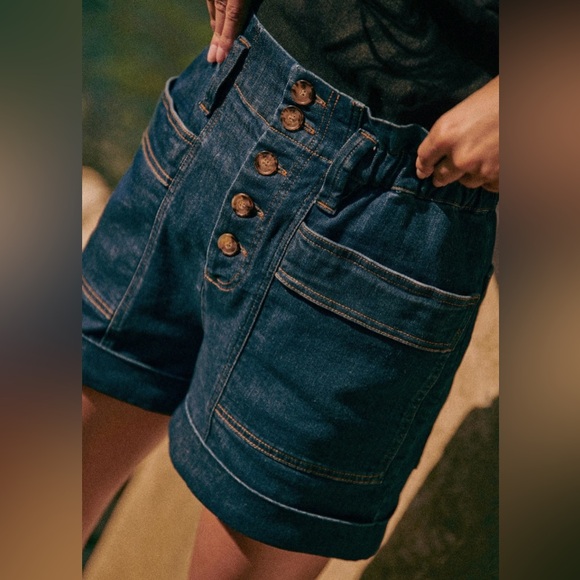 Sezane | Shorts | Sezane Ellis Shorts | Poshmark